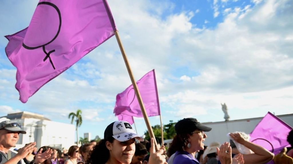 Coordinadora Paz para las Mujeres Convoca a que Puerto Rico se Vista de ...