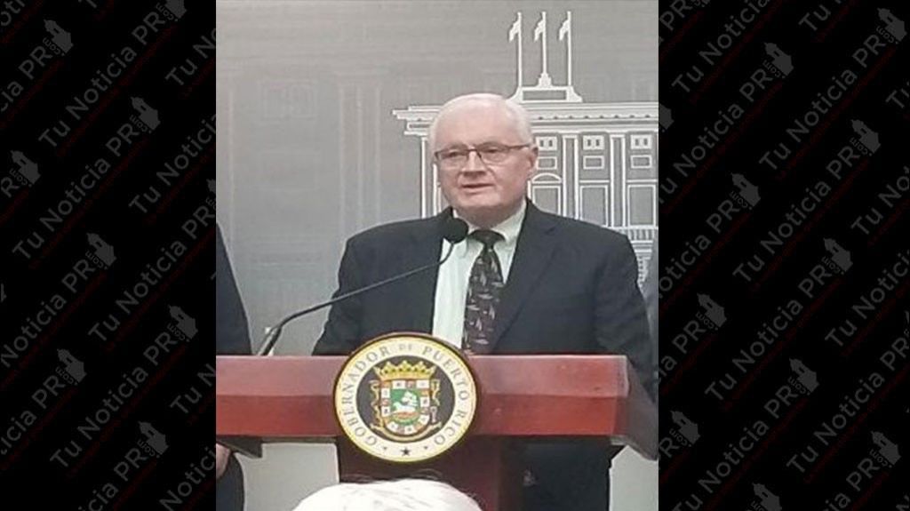 Con las horas contadas Walter Higgins, tercero en la AEE Escrito por ...