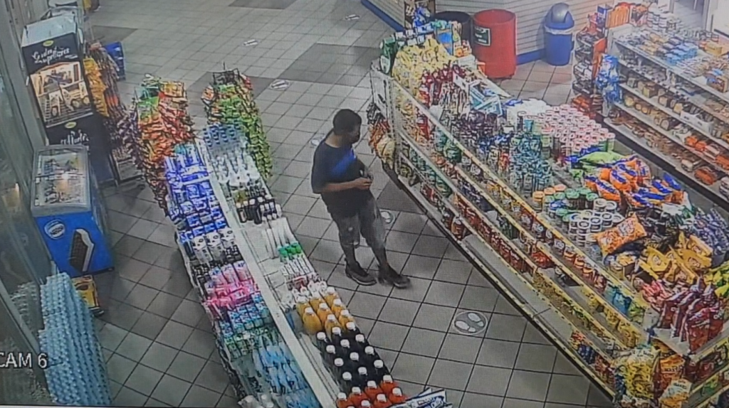 Publican video de “caco” que cometió “Carjacking” en Vega Baja