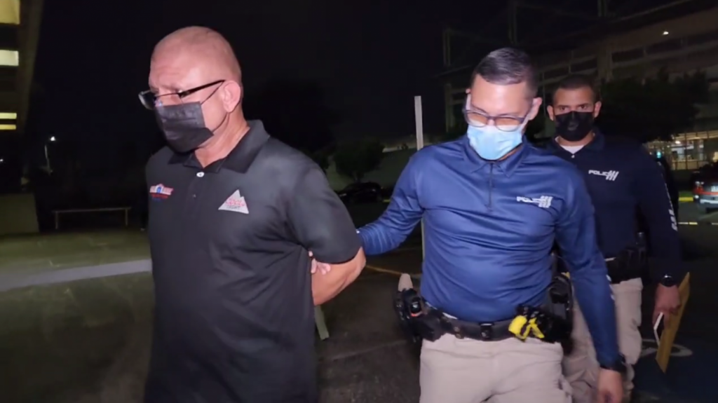 En video hombre al que la policía “Mangó” disparando al aire en Levittown