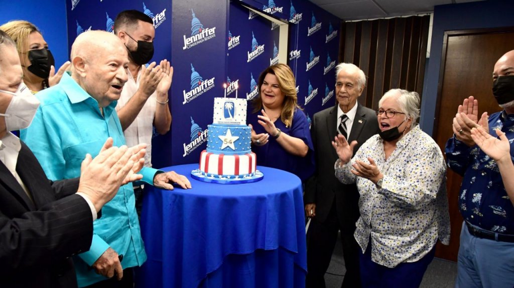 PNP celebran aniversario 54 del partido